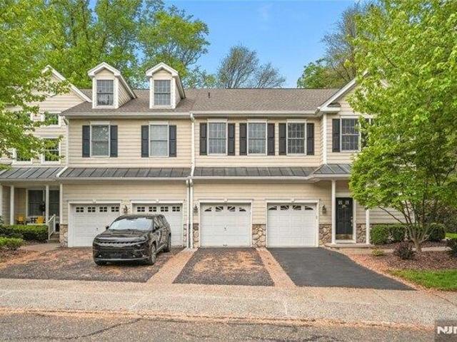 house with 3 bedroom, Old Tappan NJ DS102316383