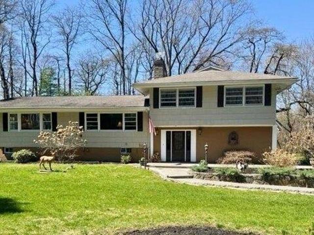house with 3 bedroom, Ossining NY DLS101799579