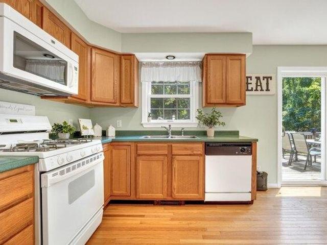 house with 3 bedroom, Osterville MA ES104113367