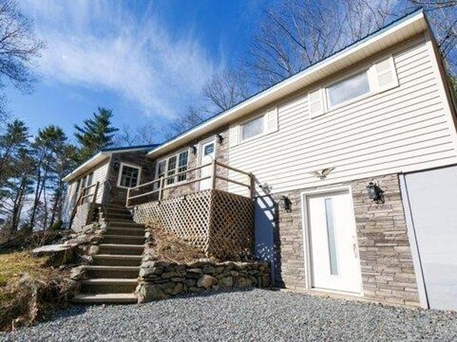 house with 3 bedroom, Orono ME DS102564929