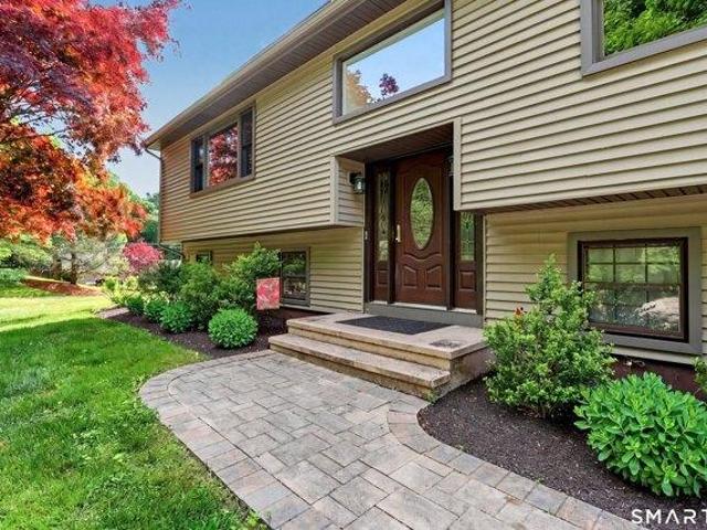 house with 3 bedroom, Orange CT DS103439281