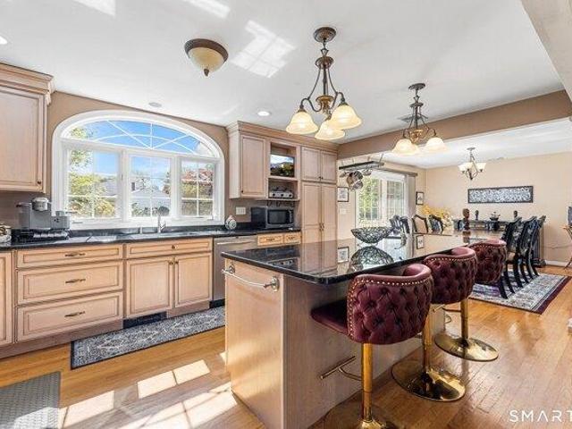 house with 3 bedroom, Orange CT ES102824875