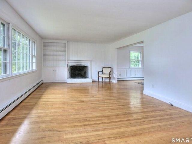 house with 3 bedroom, Orange CT ES104541634