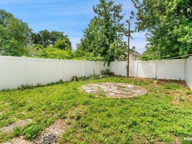 house with 3 bedroom, Orange NJ ES103622819