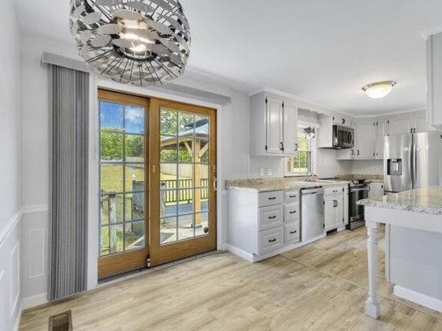 house with 3 bedroom, Orleans MA ES104543724