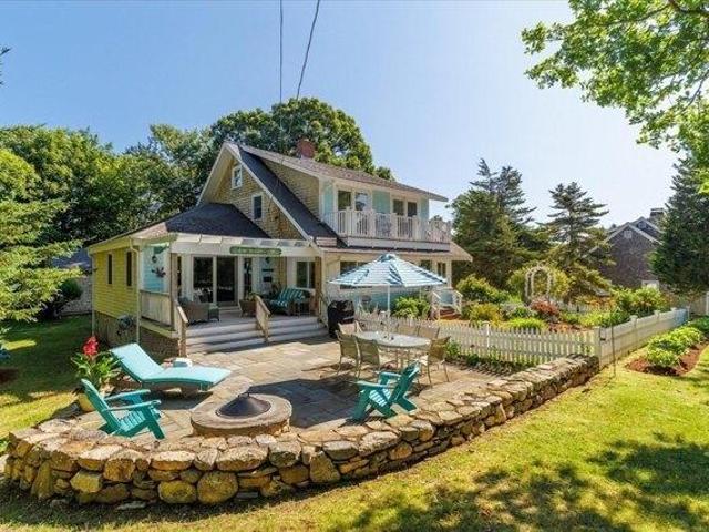 house with 3 bedroom, Orleans MA ES105142507
