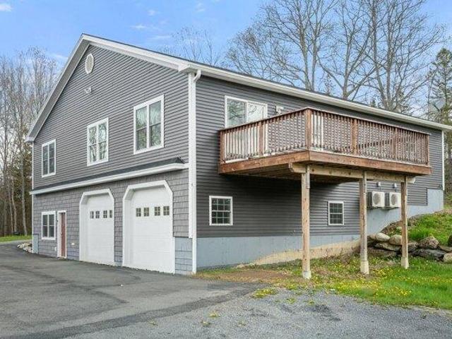 house with 3 bedroom, Orrington ME DS102780013