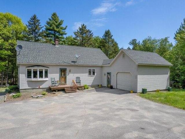 house with 3 bedroom, Orrington ME DS104042261