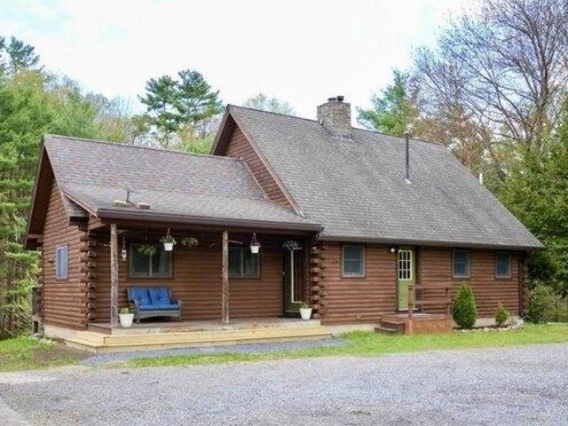 house with 3 bedroom, Orwell VT DLS102476424