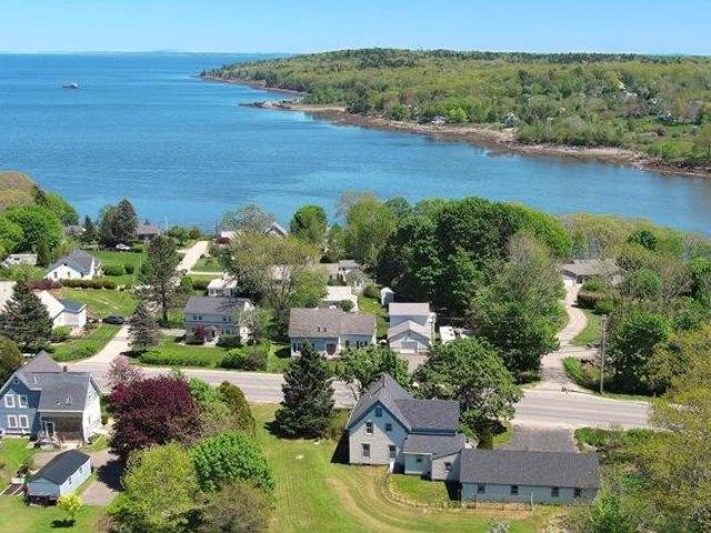 house with 3 bedroom, Owls Head ME DLS103101688