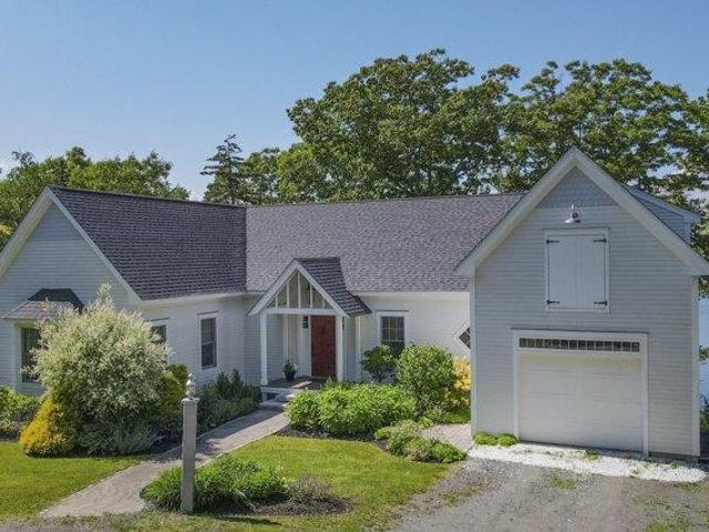 house with 3 bedroom, Owls Head ME ES104411159
