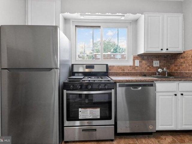 house with 3 bedroom, Oxon Hill MD ES104905459