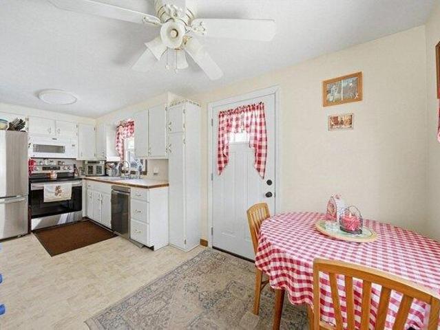 house with 3 bedroom, Oxford MA DS102342950