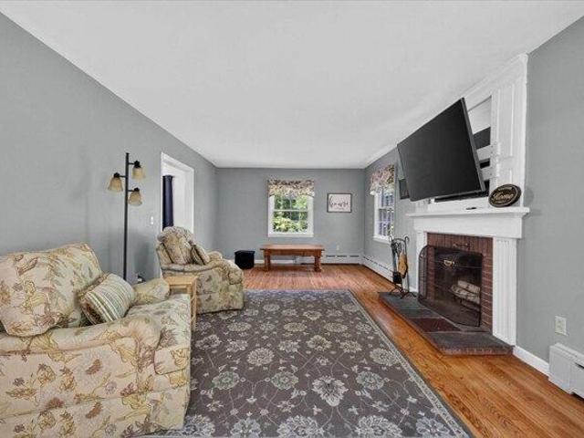 house with 3 bedroom, Oxford MA DS103809193