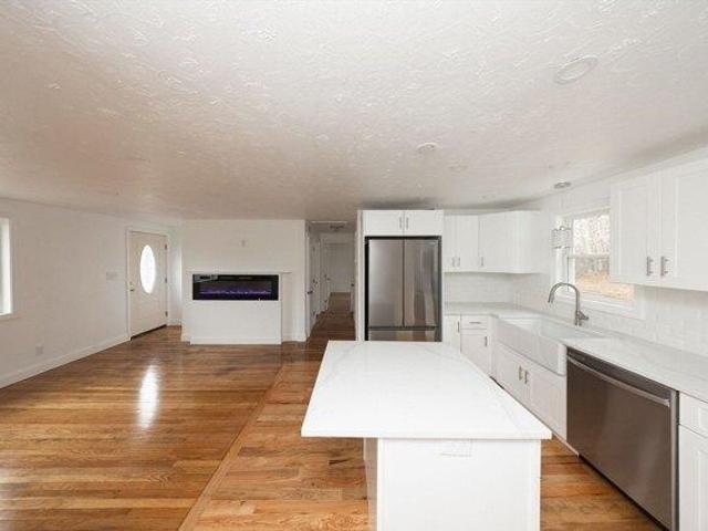house with 3 bedroom, Oxford MA DS104478738
