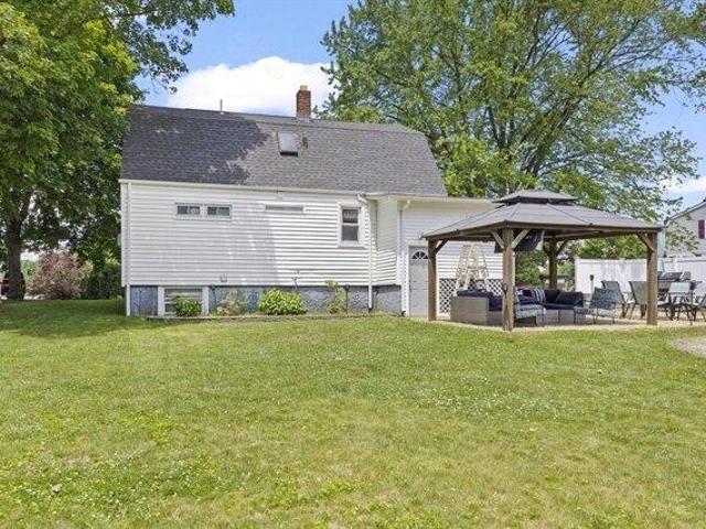 house with 3 bedroom, Oxford MA ES104790284