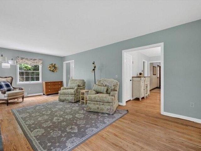 house with 3 bedroom, Oxford MA ES104849191