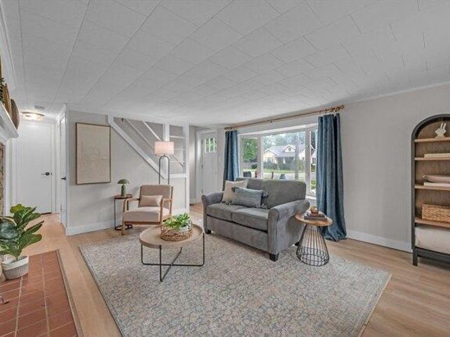 house with 3 bedroom, Oxford MA ES104852197