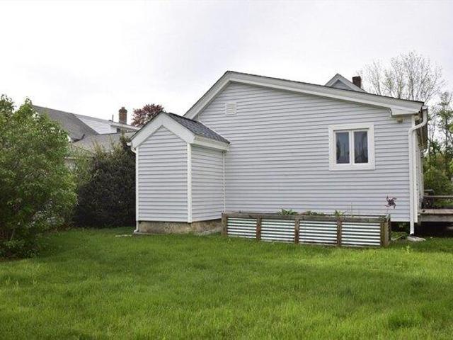 house with 3 bedroom, Oxford MA ES105232493