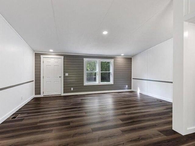 house with 3 bedroom, Oxford ME ES103499427