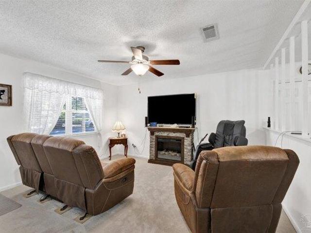house with 3 bedroom, Pace FL ES104909405