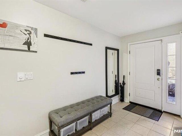 house with 3 bedroom, Palisades Park NJ DLS101857639