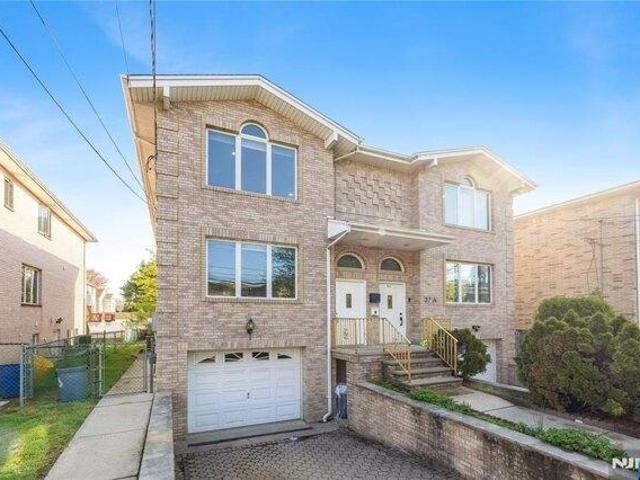 house with 3 bedroom, Palisades Park NJ ES104909069