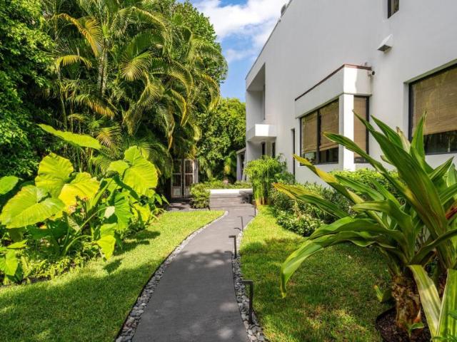 house with 3 bedroom, Palm Beach FL DLS101828424