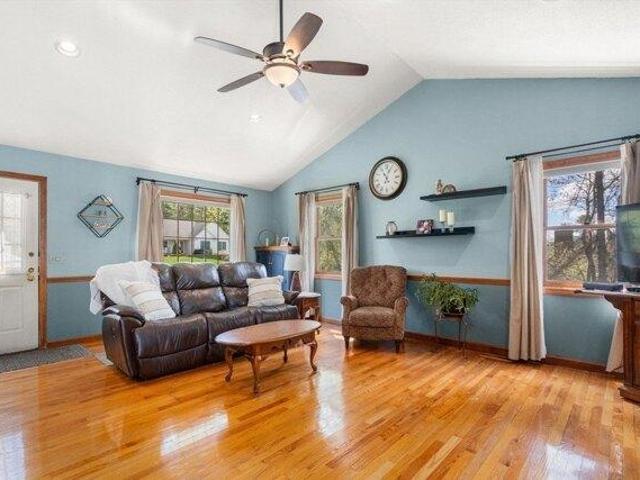 house with 3 bedroom, Palmer MA DS102410754