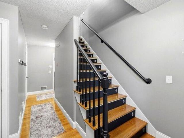 house with 3 bedroom, Palmer MA ES103773870