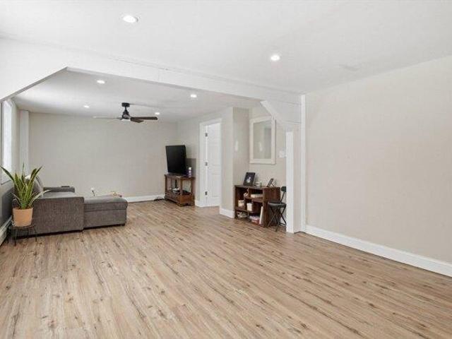 house with 3 bedroom, Palmer MA ES103033586