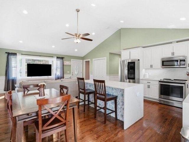 house with 3 bedroom, Palmer MA ES105126388