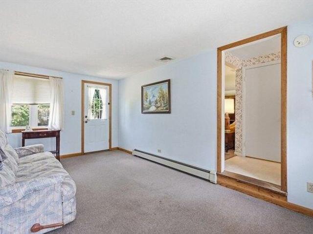 house with 3 bedroom, Palmer MA ES105275616