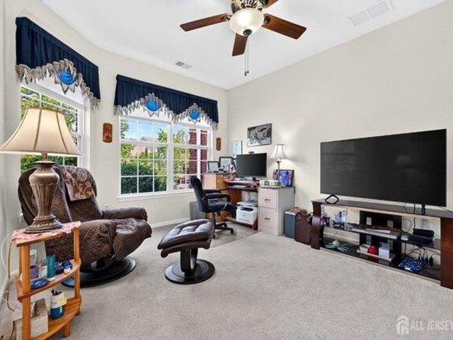 house with 3 bedroom, Parlin NJ ES105206987