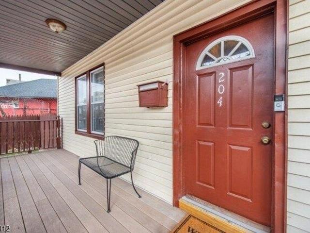 house with 3 bedroom, Passaic NJ DS104330528