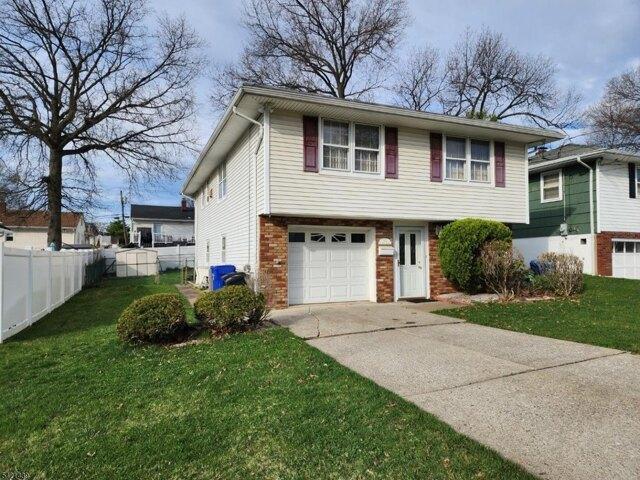 house with 3 bedroom, Paterson NJ DLS102561985