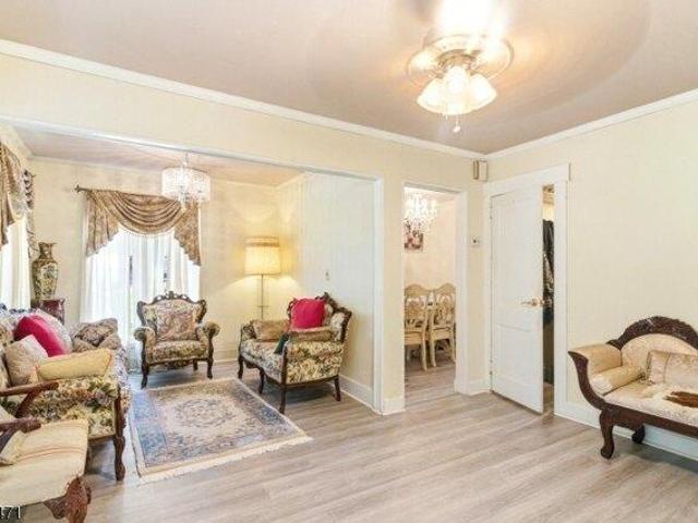 house with 3 bedroom, Paterson NJ ES104807948