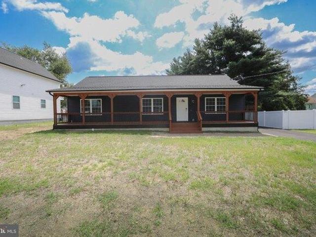 house with 3 bedroom, Paulsboro NJ DLS92911714