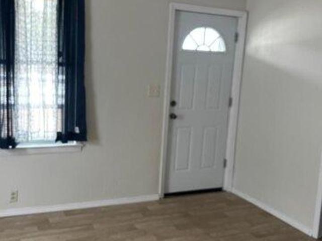 house with 3 bedroom, Paulsboro NJ DS101749133