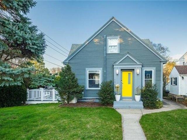 house with 3 bedroom, Pawtucket RI DLS102216688