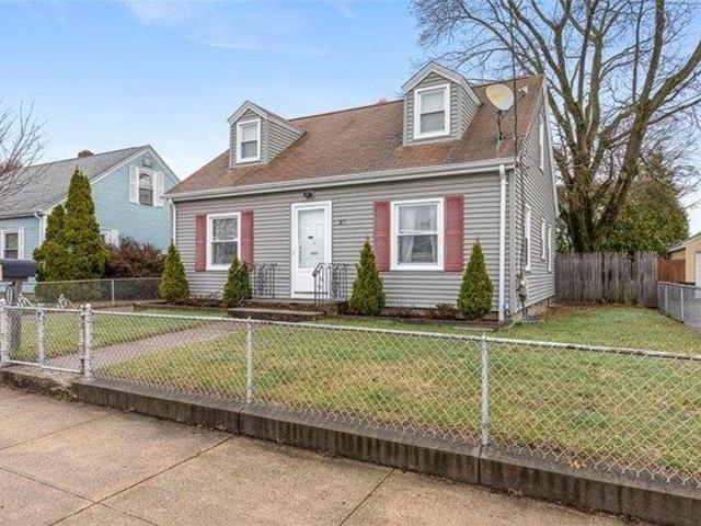 house with 3 bedroom, Pawtucket RI DLS102409150
