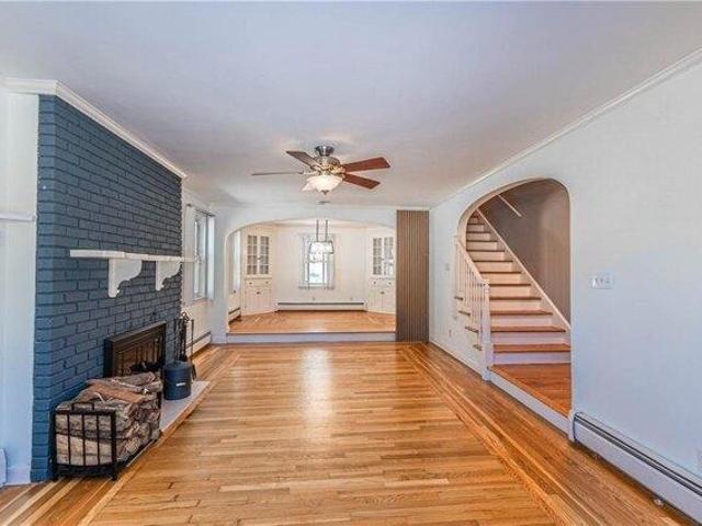 house with 3 bedroom, Pawtucket RI DS101705668