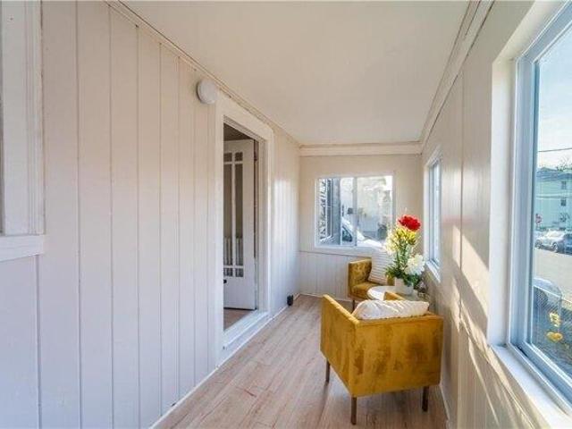 house with 3 bedroom, Pawtucket RI DS101856172