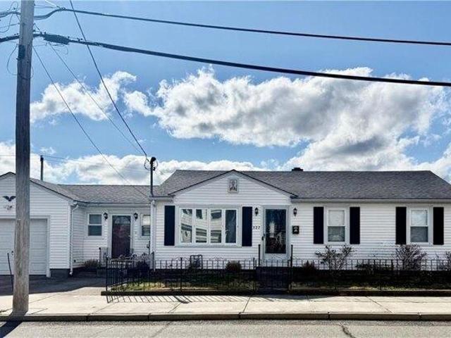 house with 3 bedroom, Pawtucket RI DS102284110