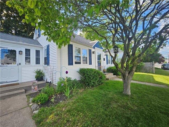 house with 3 bedroom, Pawtucket RI DS103623382