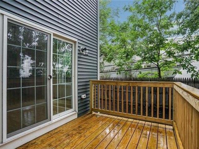 house with 3 bedroom, Pawtucket RI DS103886735