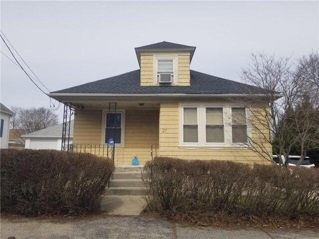 house with 3 bedroom, Pawtucket RI DS103930478