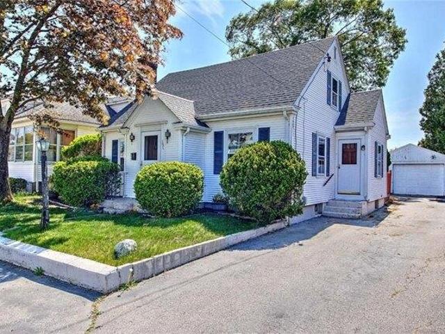 house with 3 bedroom, Pawtucket RI DS103016271