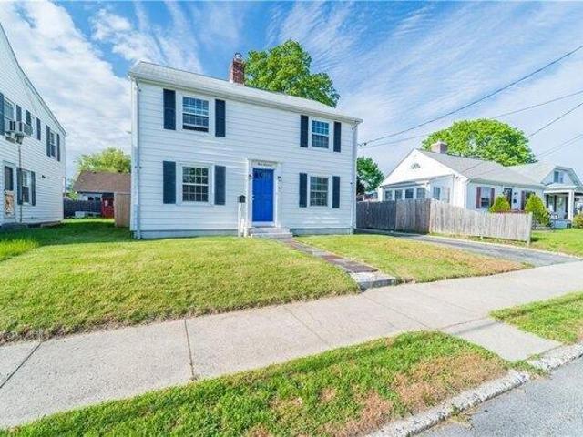 house with 3 bedroom, Pawtucket RI DS103248495