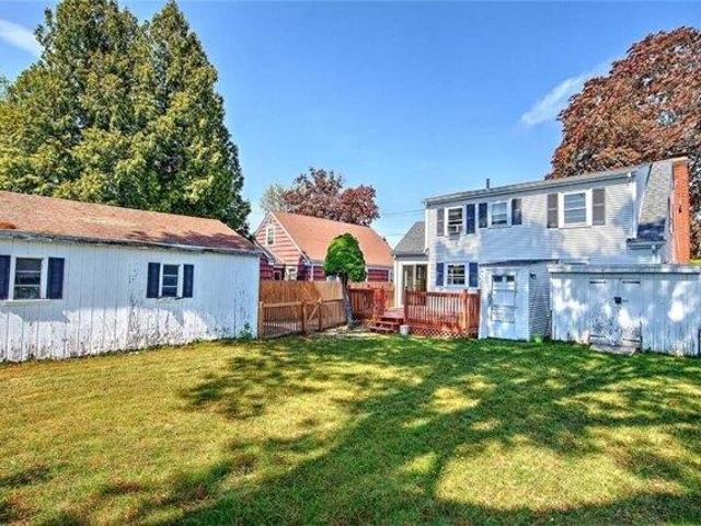 house with 3 bedroom, Pawtucket RI ES103184845
